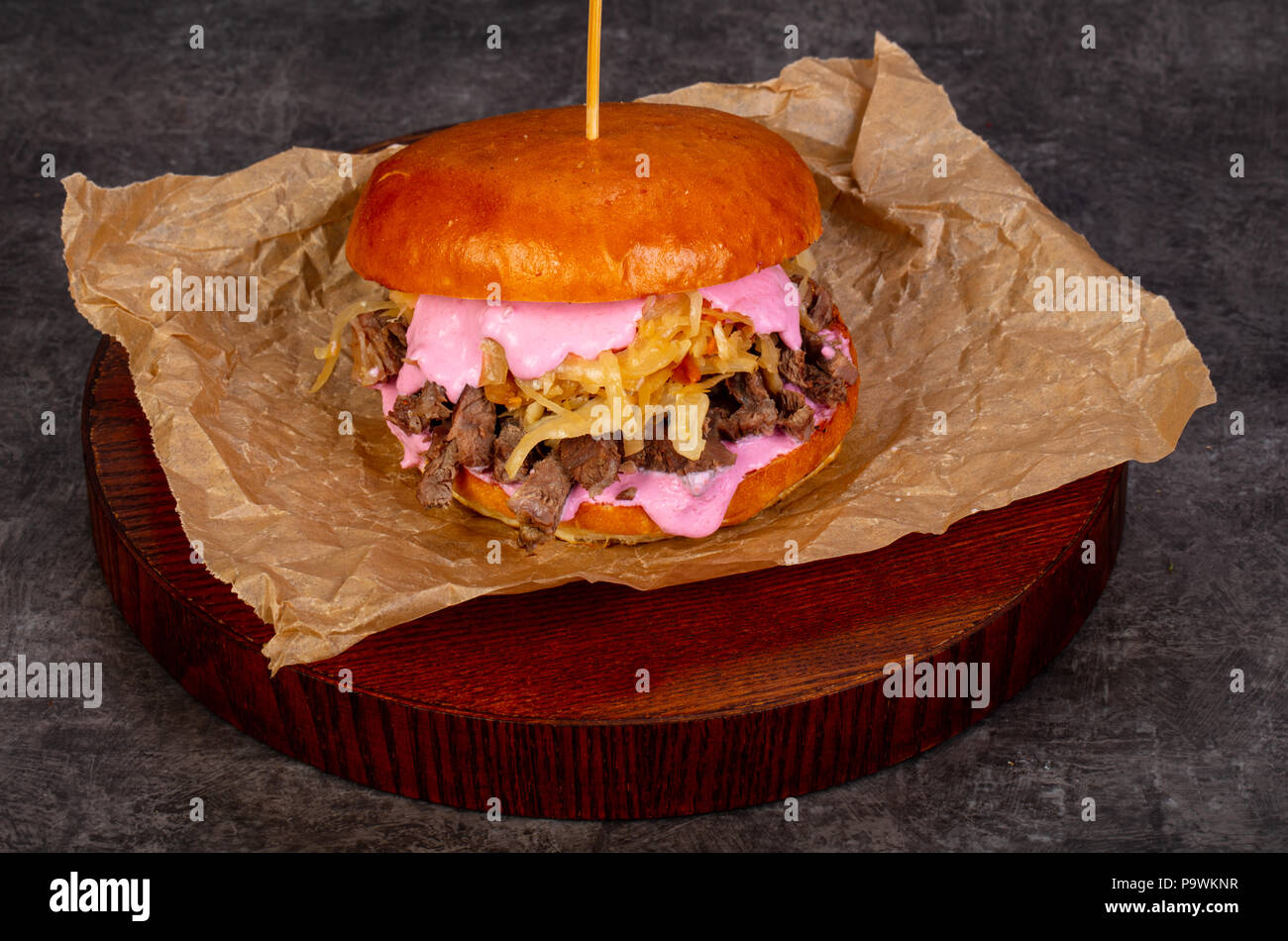 Burger with meat and cheese Stock Photo - Alamy