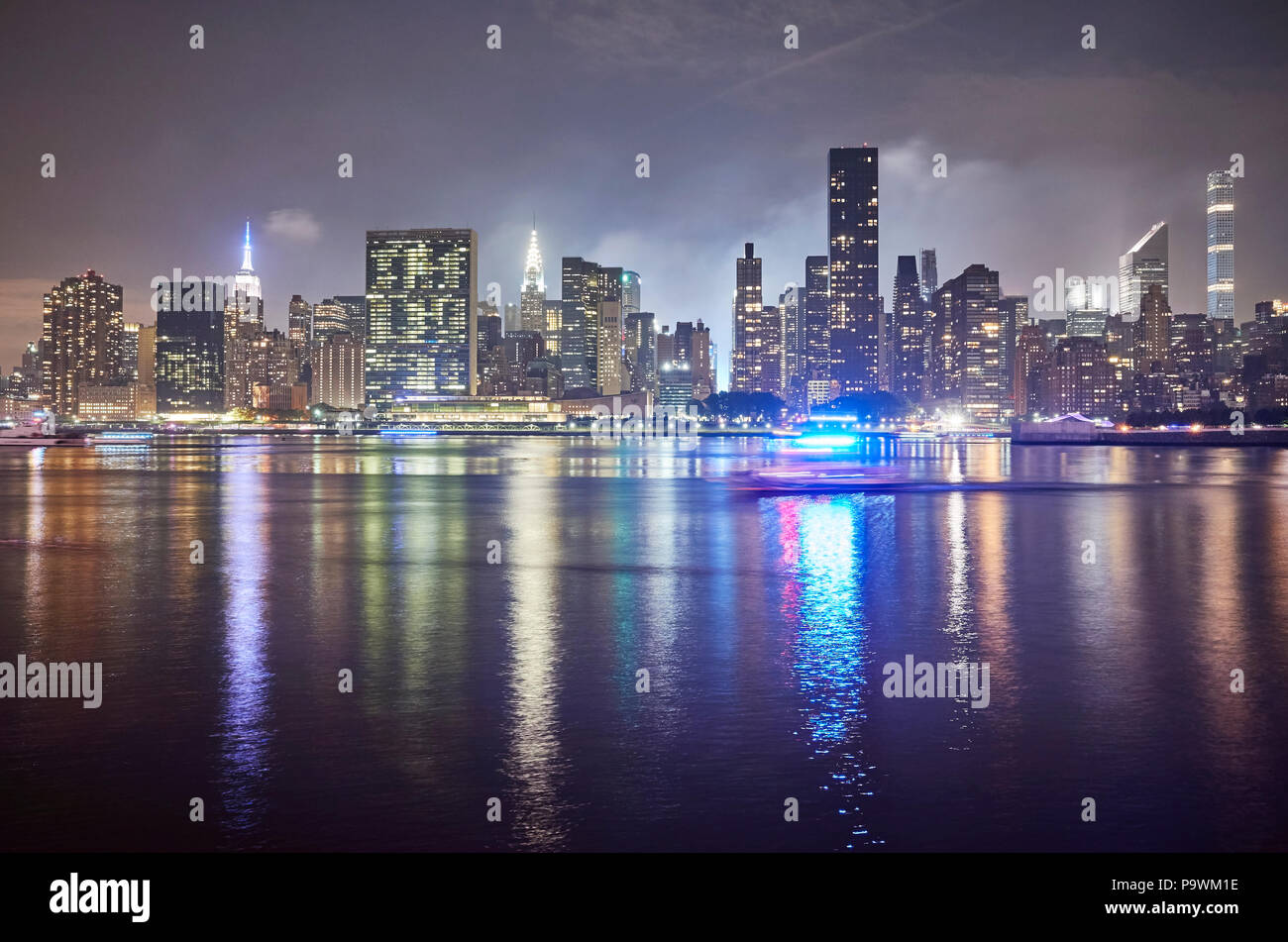Night cityscape new york manhattan hi-res stock photography and images ...