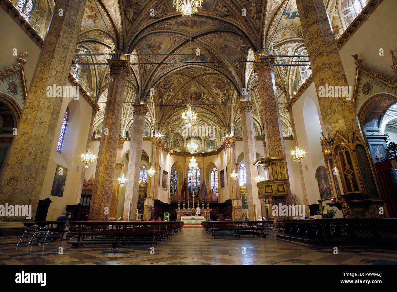 Perugia umbria cathedral hi-res stock photography and images - Alamy