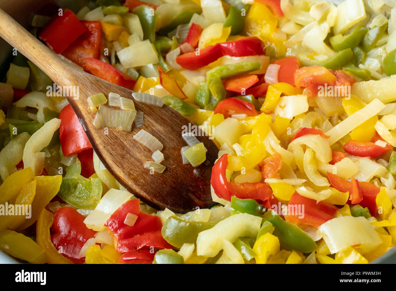 Frying pan sliced red peppers hi-res stock photography and images - Alamy
