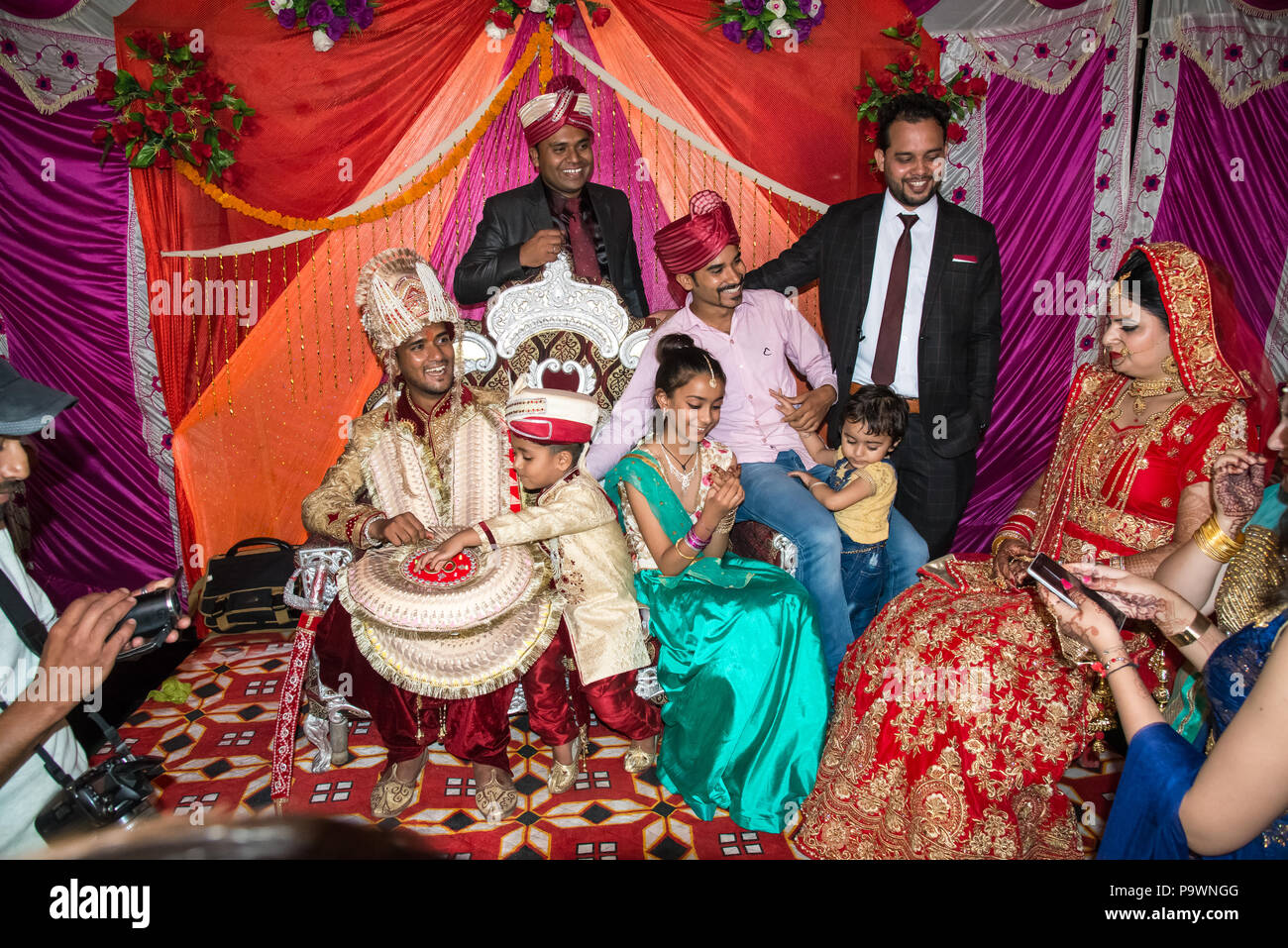 A traditional wedding in a small village in the Indian province. Indie ...