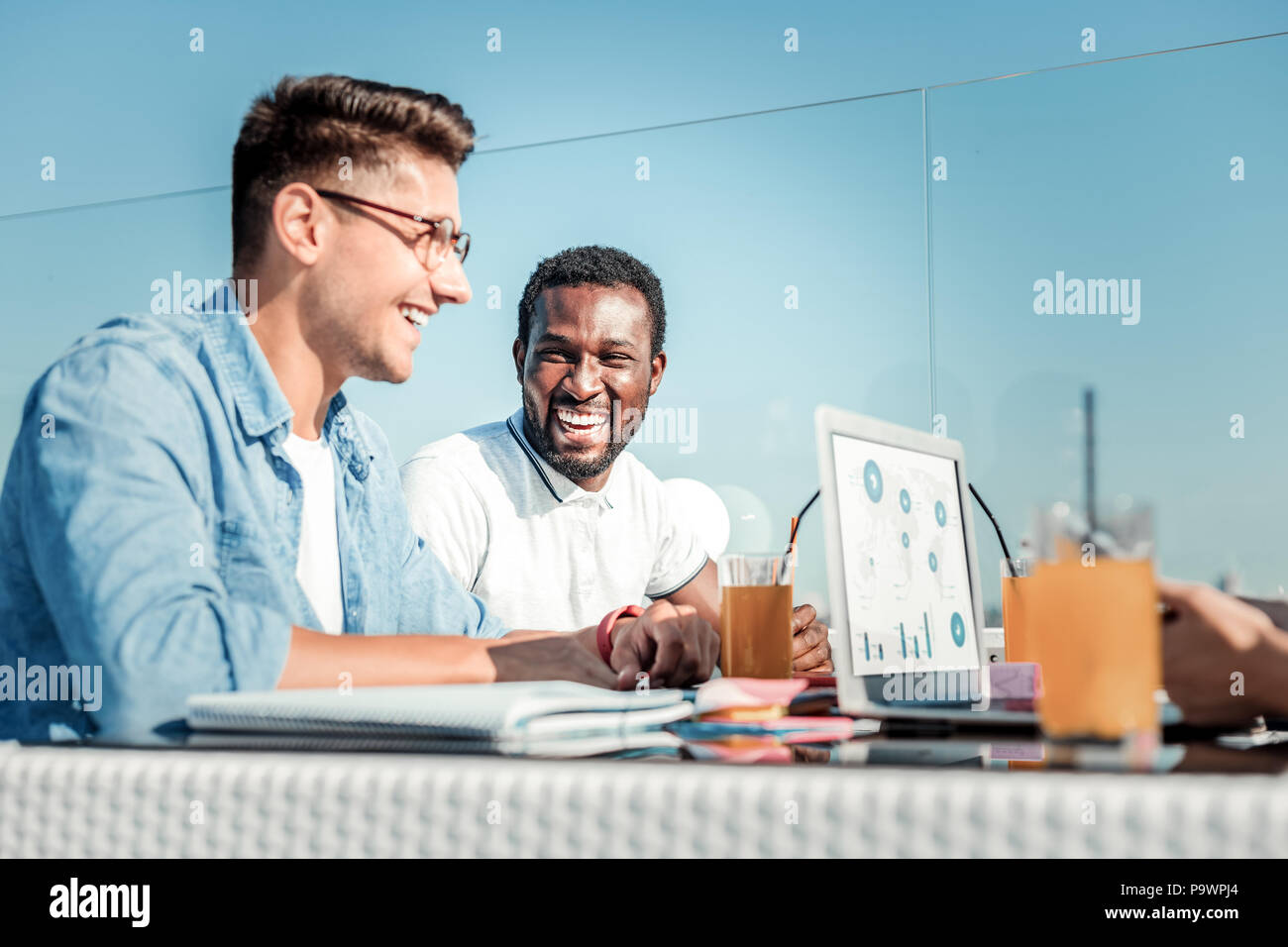 Foreigner afro hi-res stock photography and images - Alamy