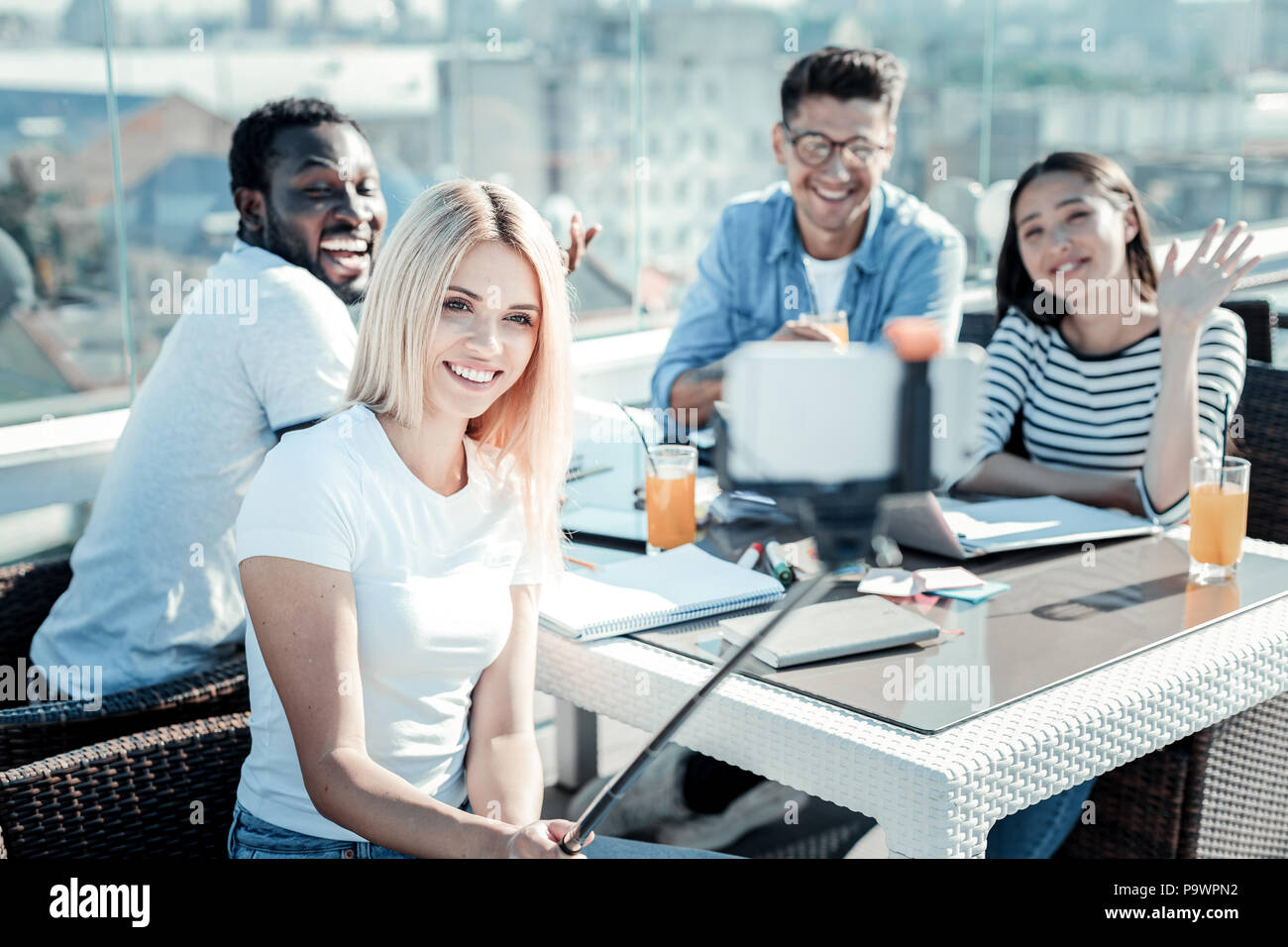 College people connected on hi-res stock photography and images - Alamy