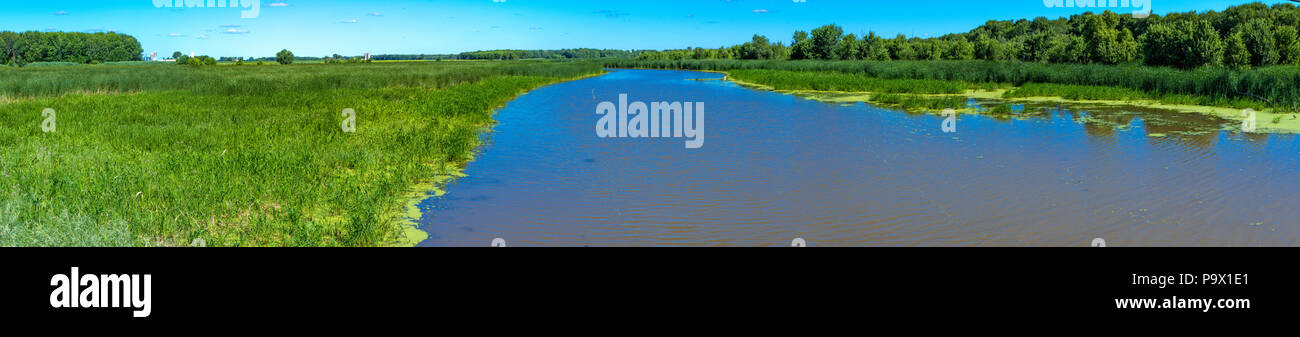 River running through field hi-res stock photography and images - Alamy