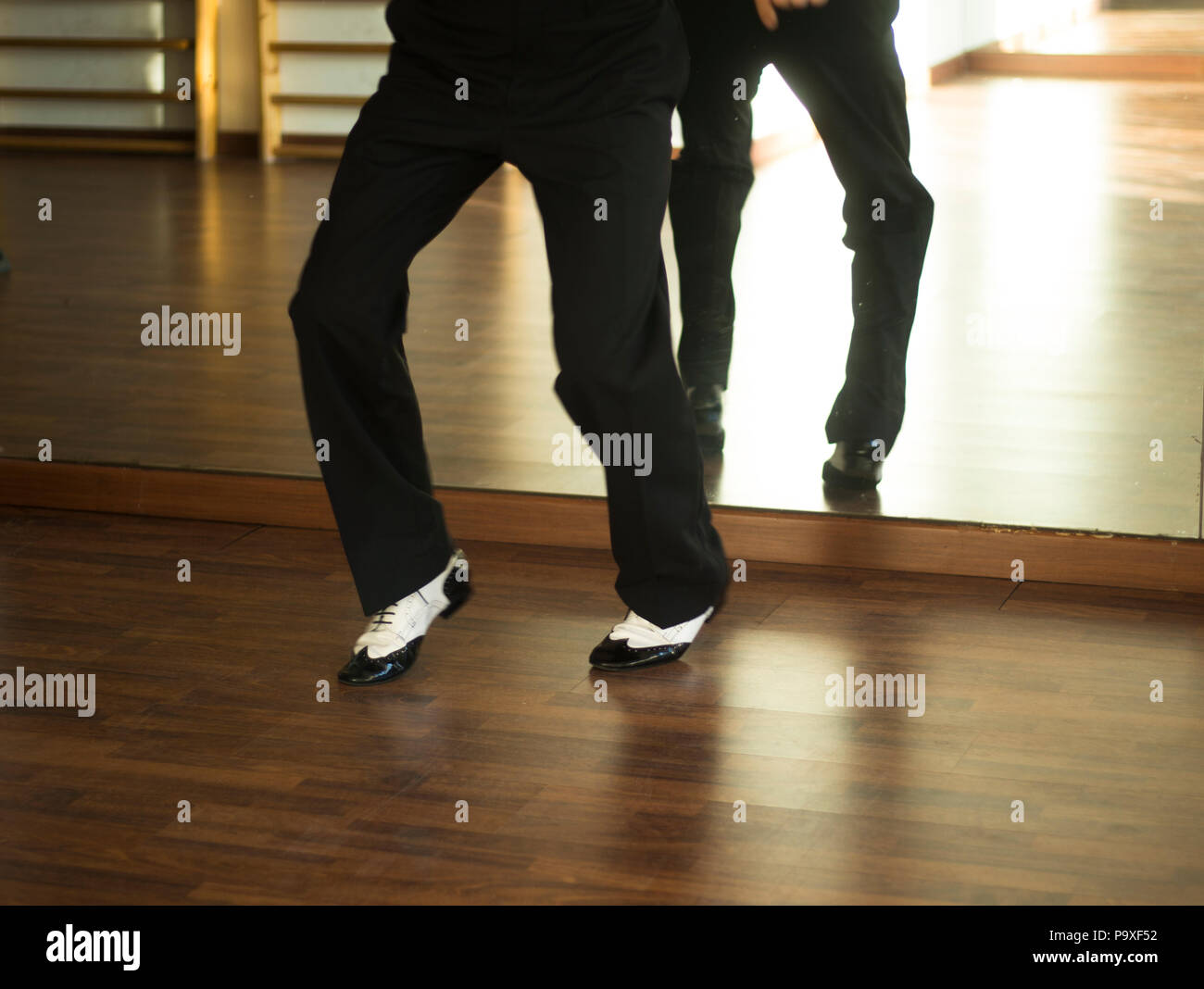 Samba dancers legs hi-res stock photography and images - Alamy