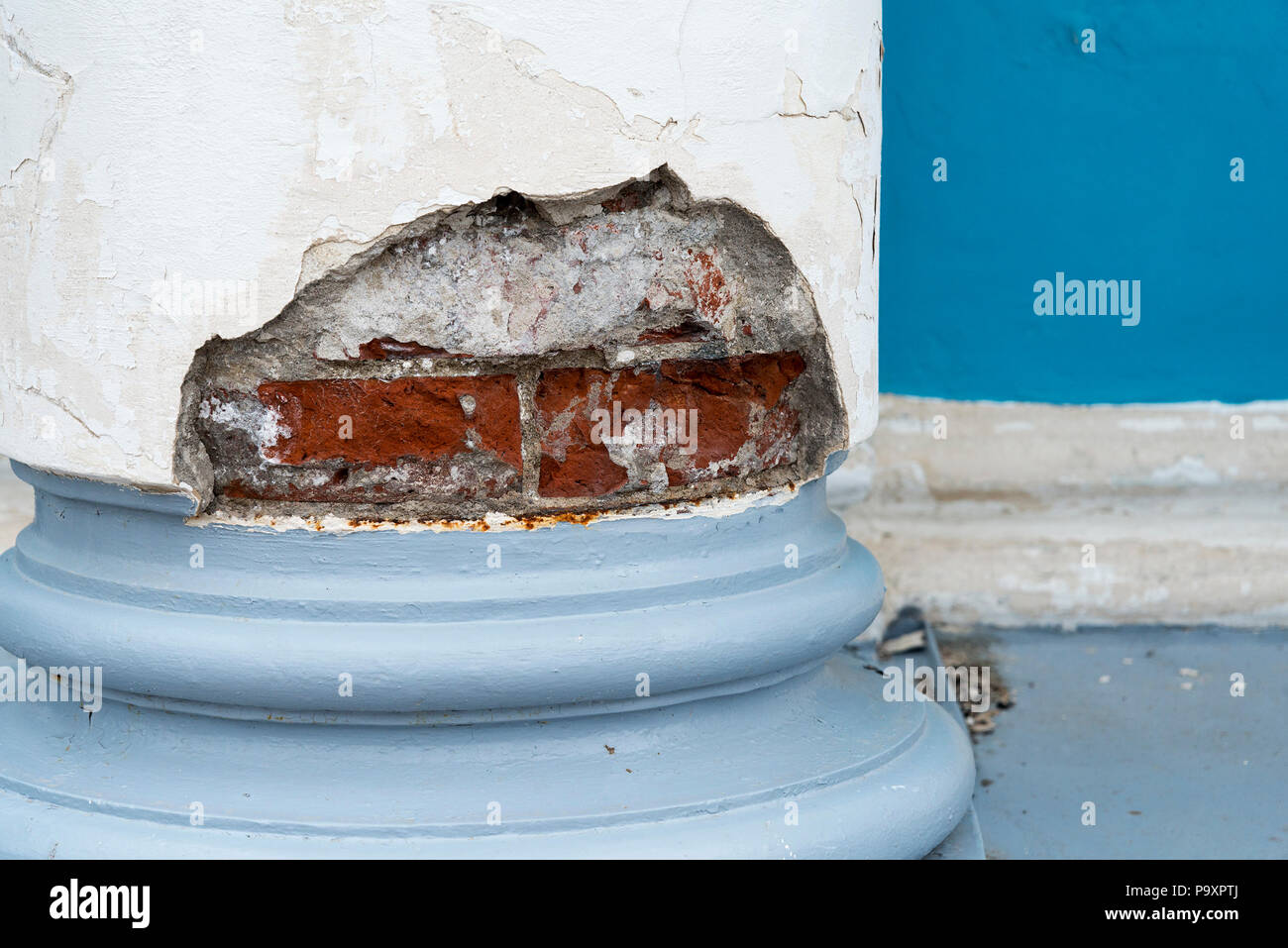Ruined balustrade hi-res stock photography and images - Alamy