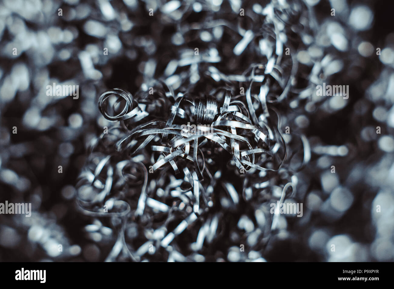 a bunch of metal wire entangled lies Stock Photo - Alamy