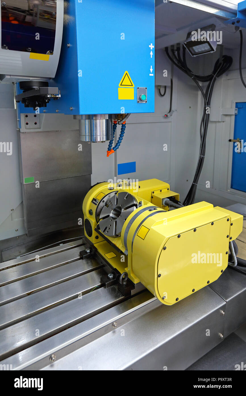 Machining center hi-res stock photography and images - Alamy