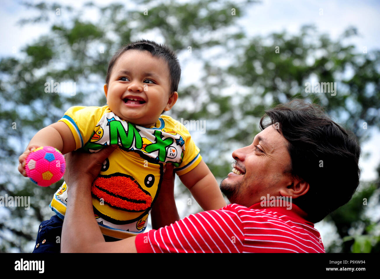 Father and child in Bangladesh Stock Photo - Alamy