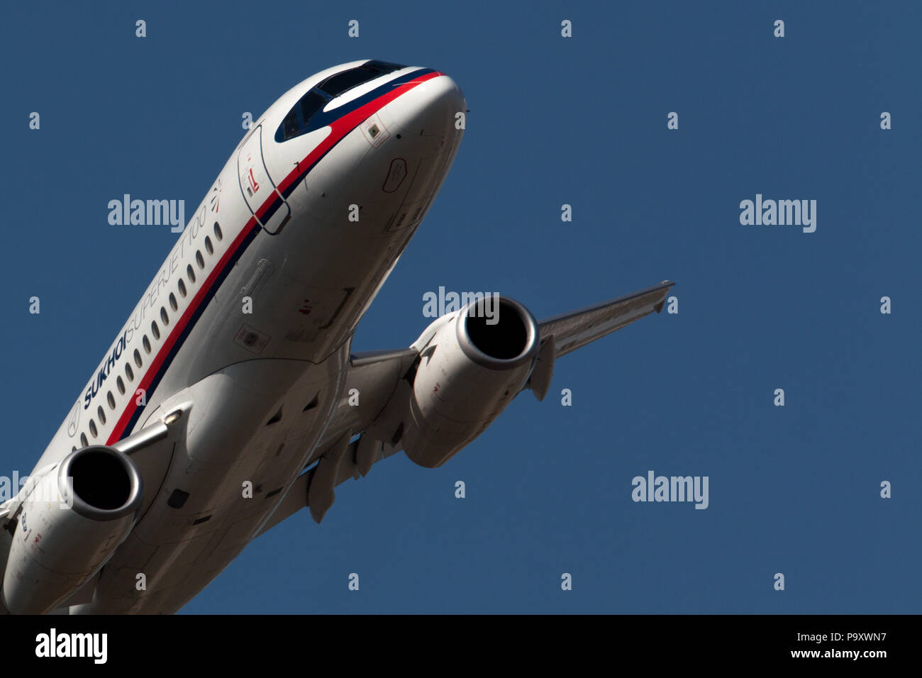 Sukhoi su 80 hi-res stock photography and images - Alamy