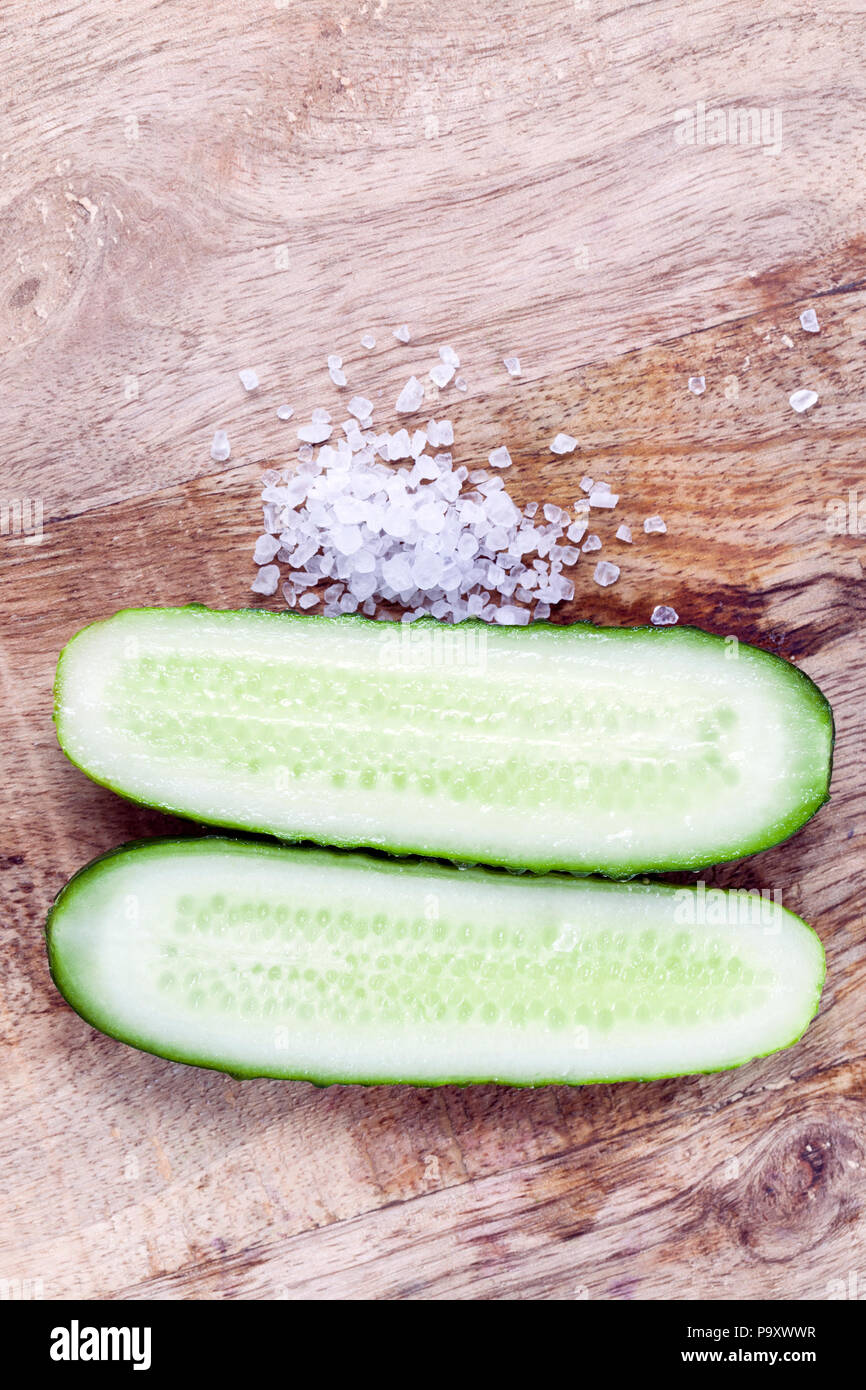 Sodium cut knife hi-res stock photography and images - Alamy