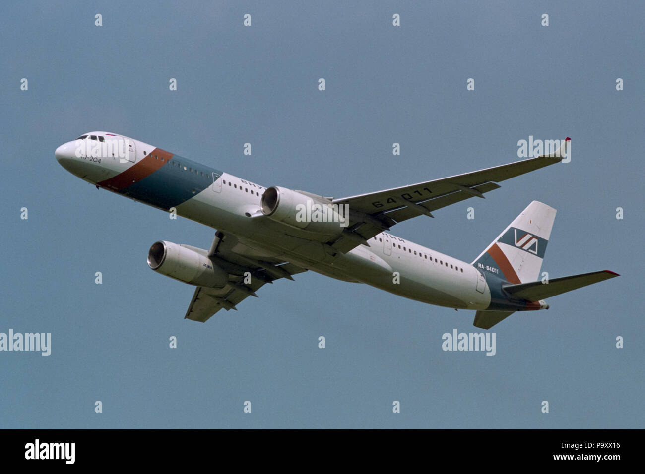Tupolev tu 204 hi-res stock photography and images - Alamy