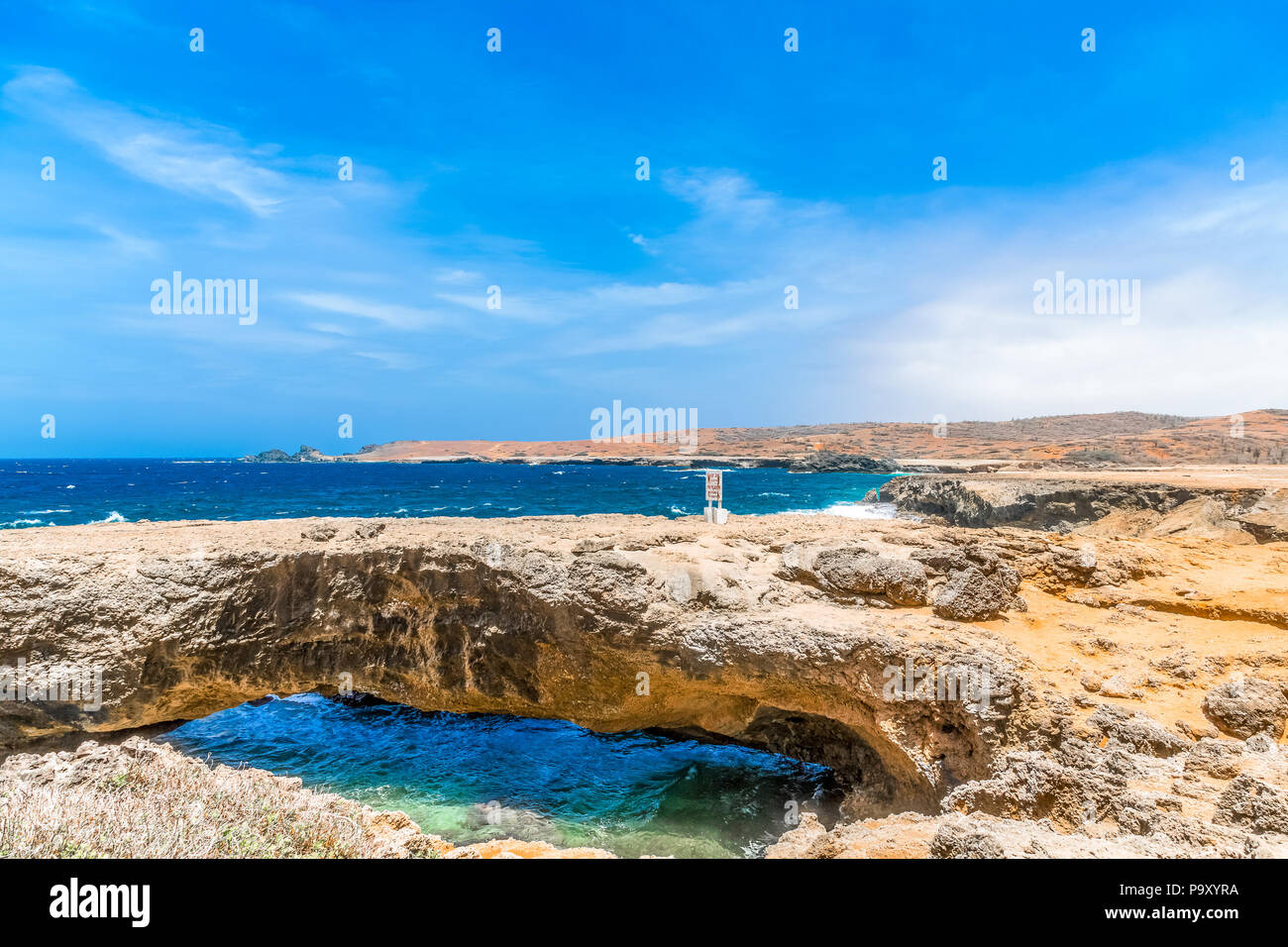 Aruba natural bridge hi-res stock photography and images - Alamy