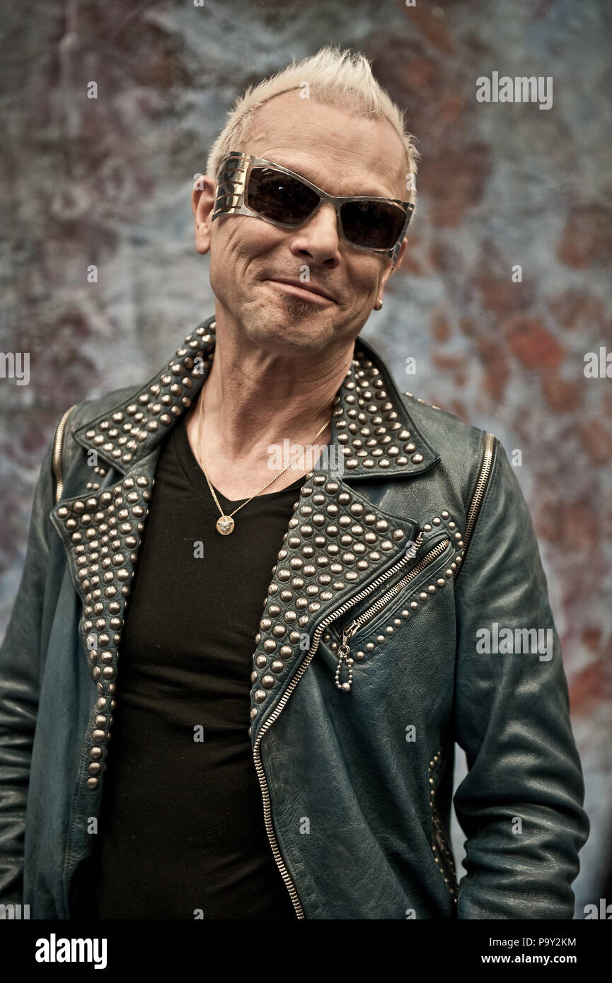 Scorpions portrait hi-res stock photography and images - Alamy