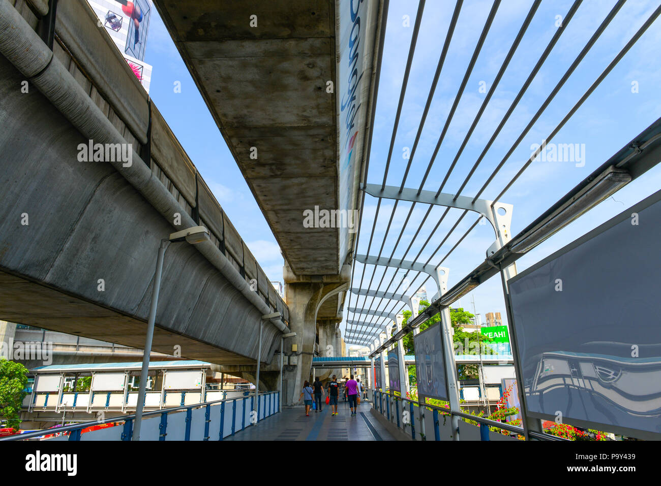 Bts bridge hi-res stock photography and images - Alamy
