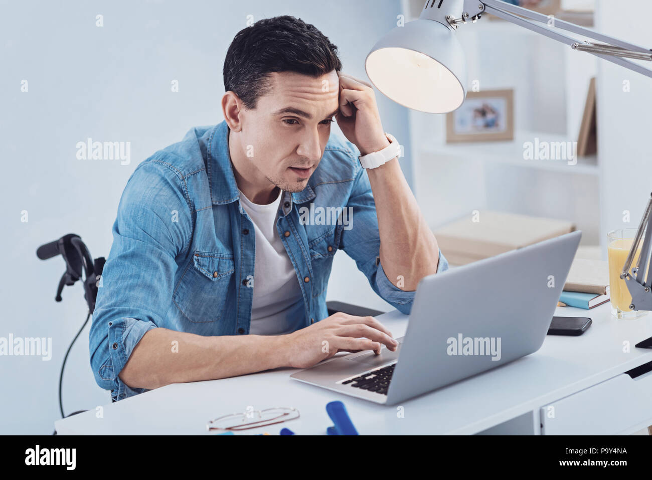 Physically handicapped person hi-res stock photography and images - Alamy