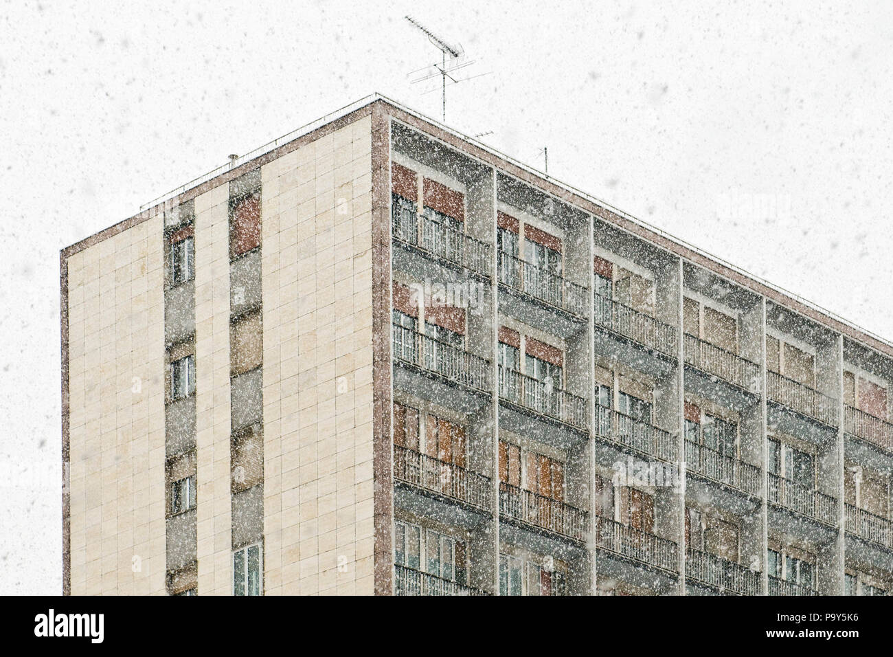 Ice building colour image hi-res stock photography and images - Alamy