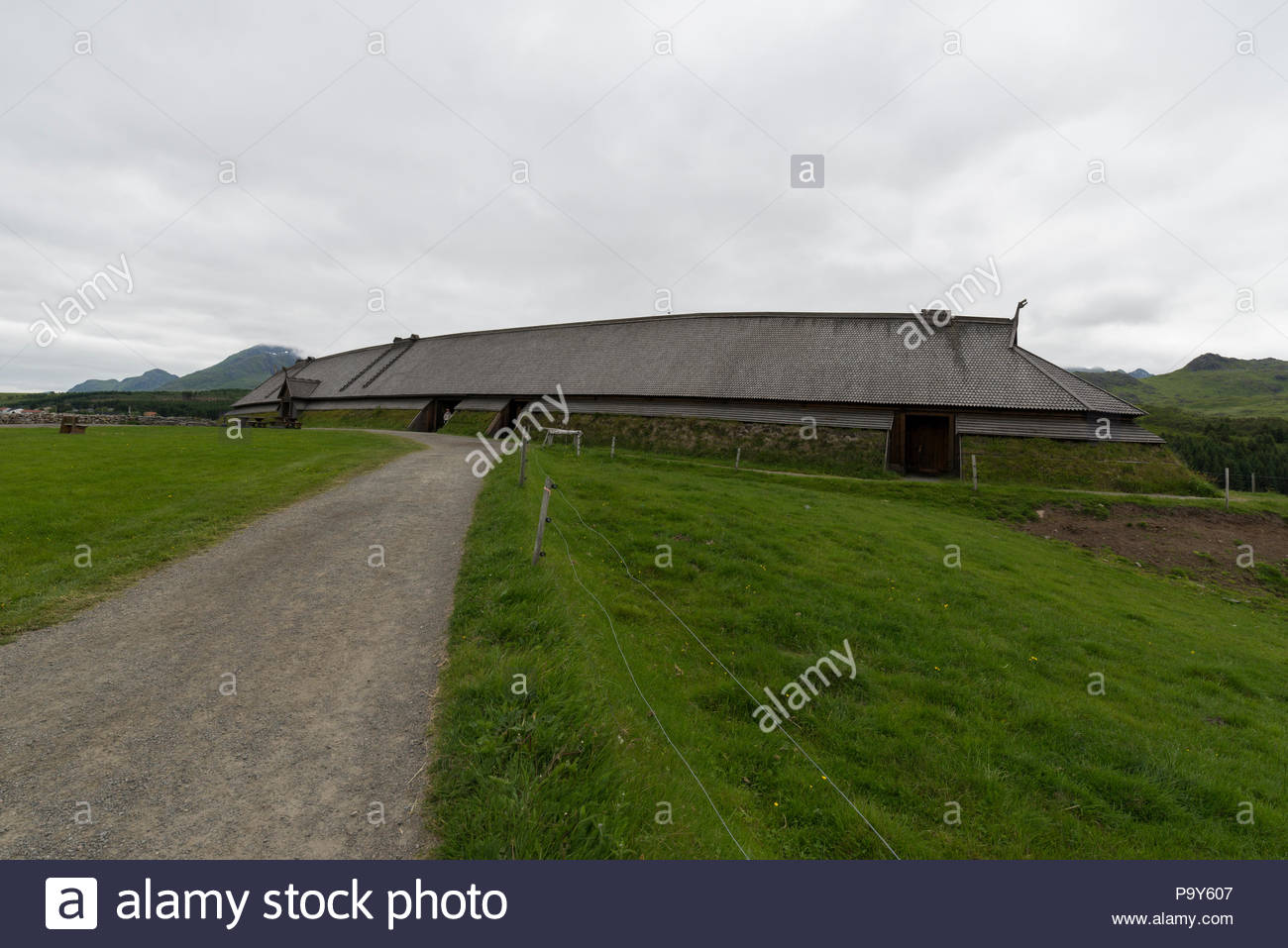 Viking Longhouse Stock Photos & Viking Longhouse Stock Images - Alamy
