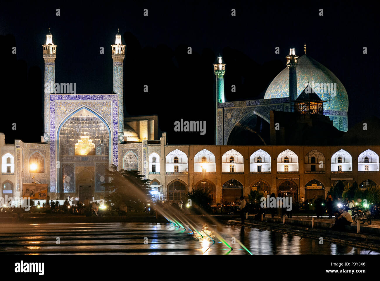 the shah mosque famous landmark on Naqsh-e Jahan Square in isfahan city ...