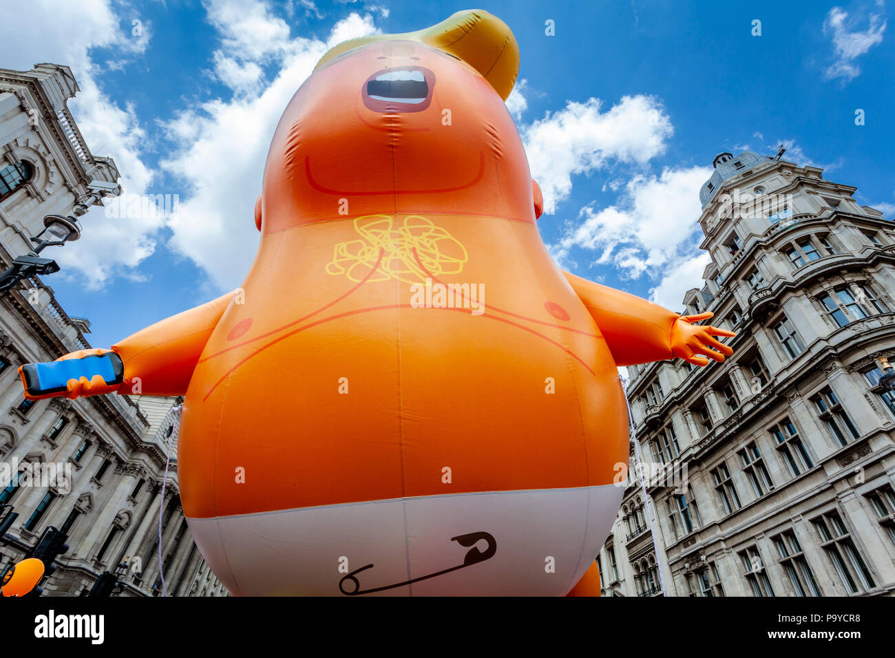 Donald trump angry hi-res stock photography and images - Alamy