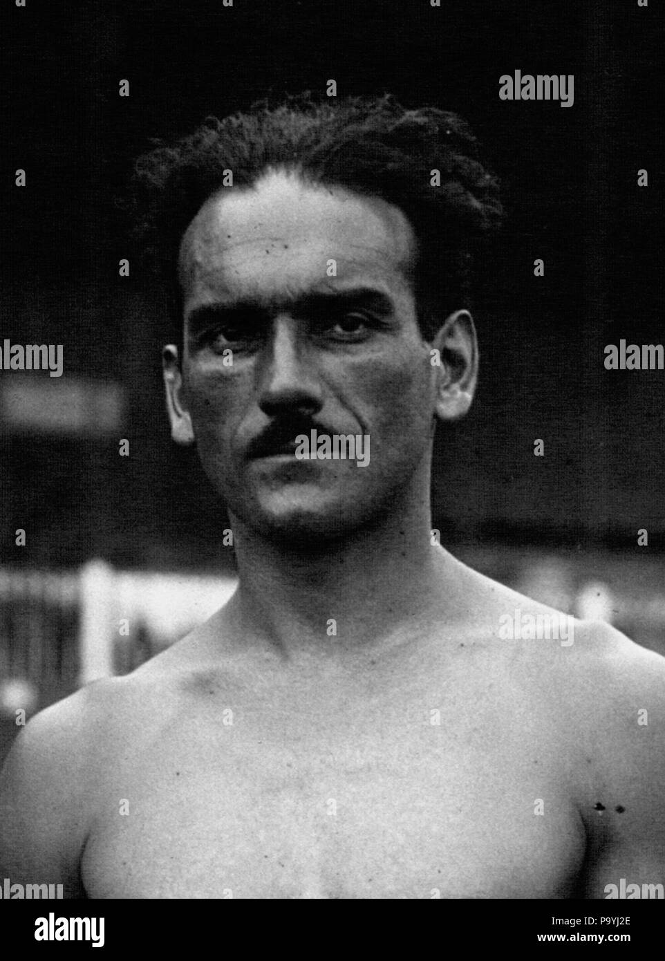 Dones hi-res stock photography and images - Alamy