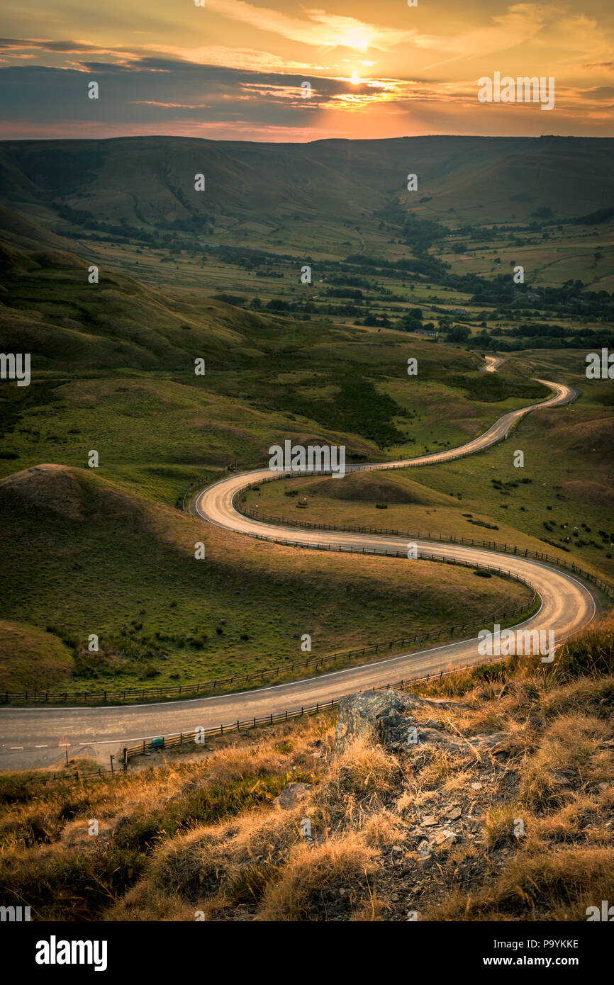 Sunset over Mam Tor in the Peak District Stock Photo - Alamy