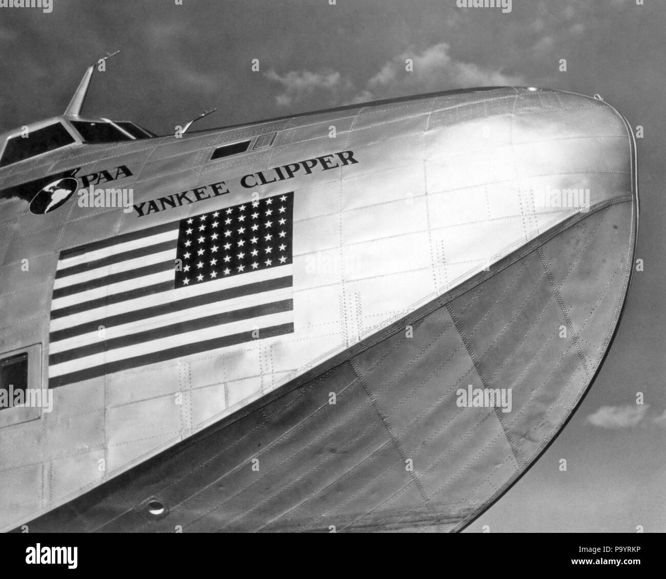 1940s PAN AMERICAN AIRWAYS HULL OF YANKEE CLIPPER FLYING BOAT AIRPLANE ...