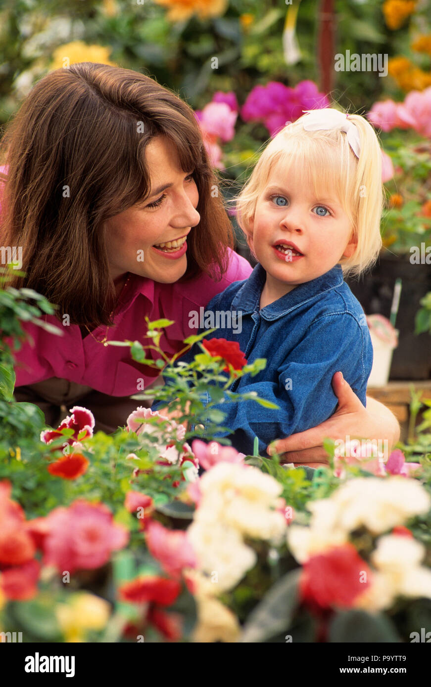 1990s family portrait home hi-res stock photography and images - Alamy