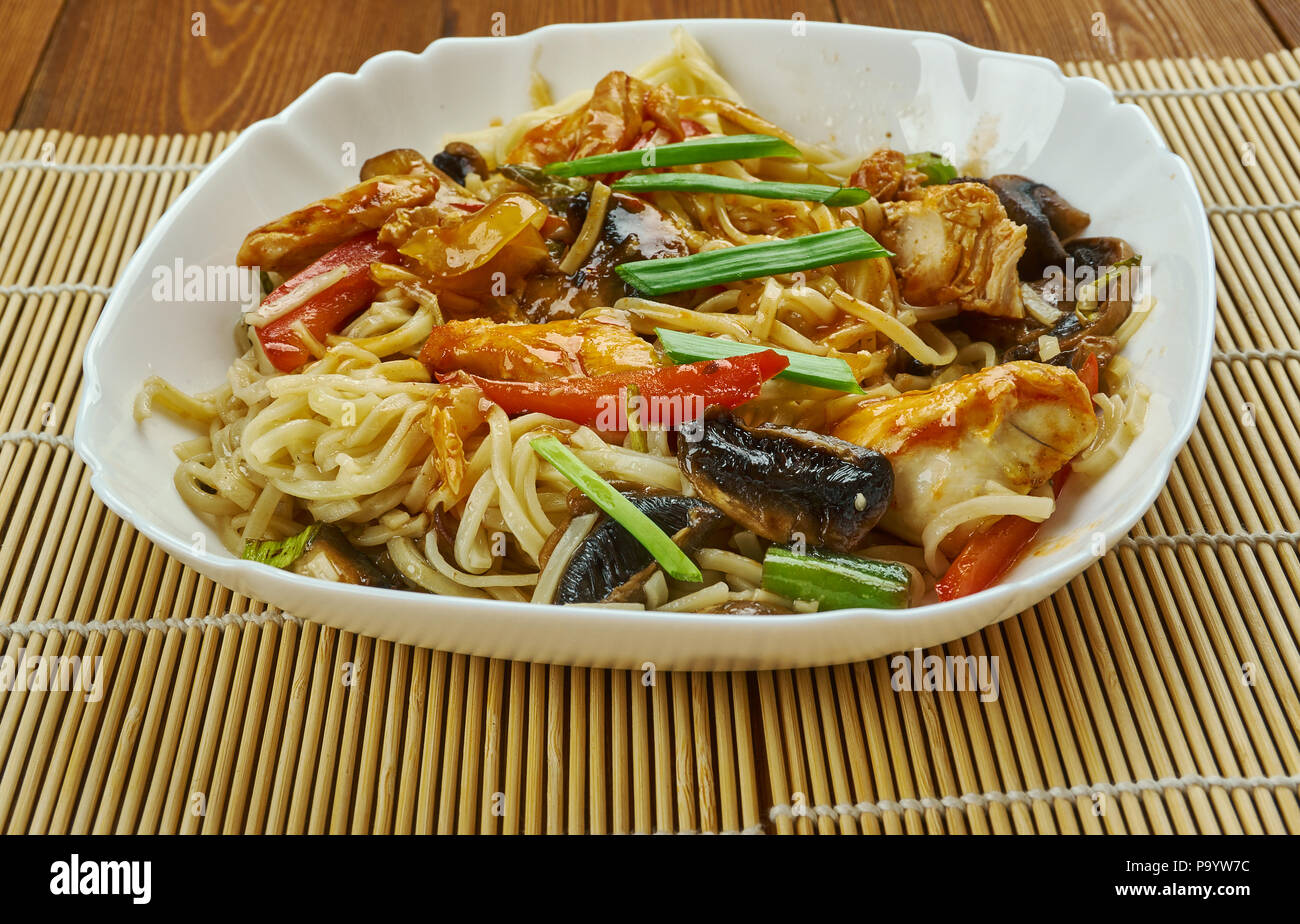 Chicken Chowmein authentic Chinese stir-fry Stock Photo - Alamy