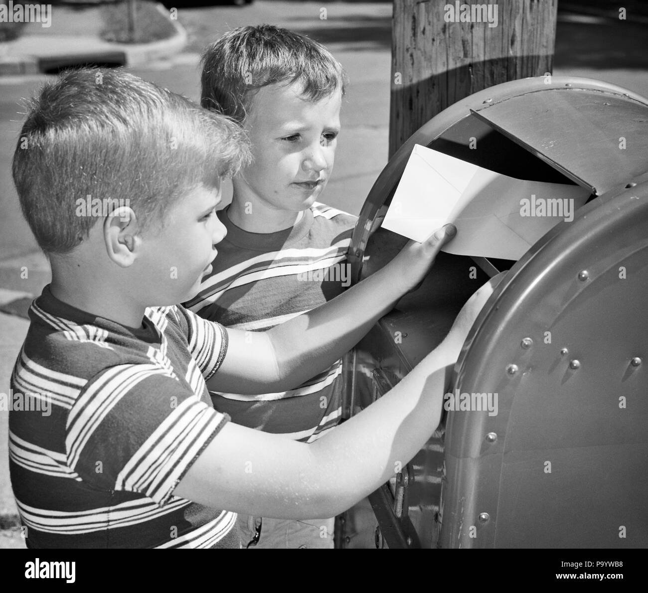 1960s child letter hi-res stock photography and images - Alamy