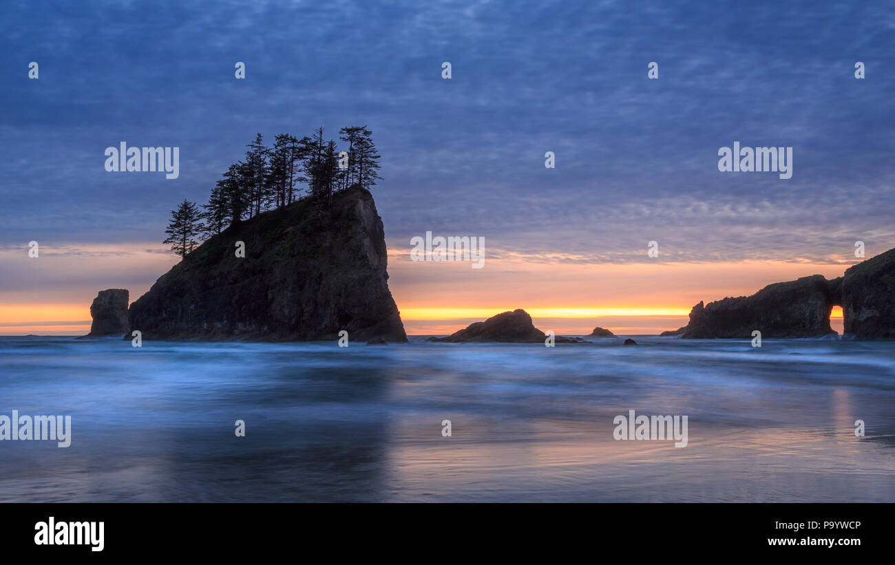 Ruby beach in Olympic Peninsula NP Stock Photo - Alamy
