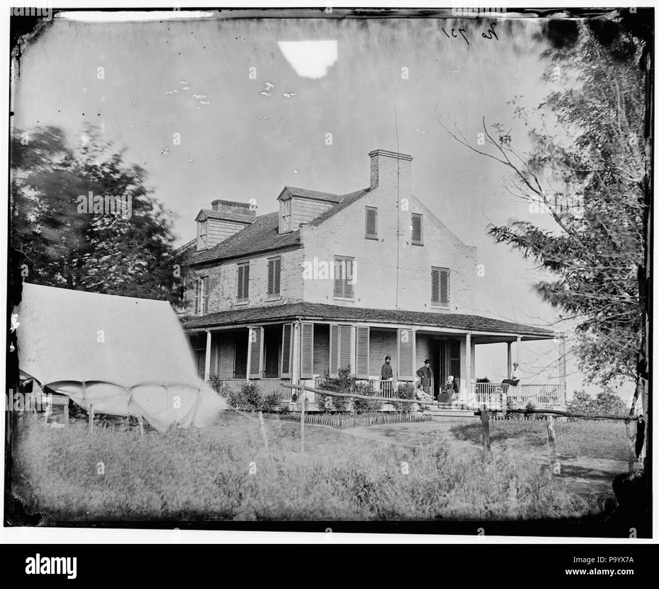 General command headquarters Black and White Stock Photos & Images - Alamy