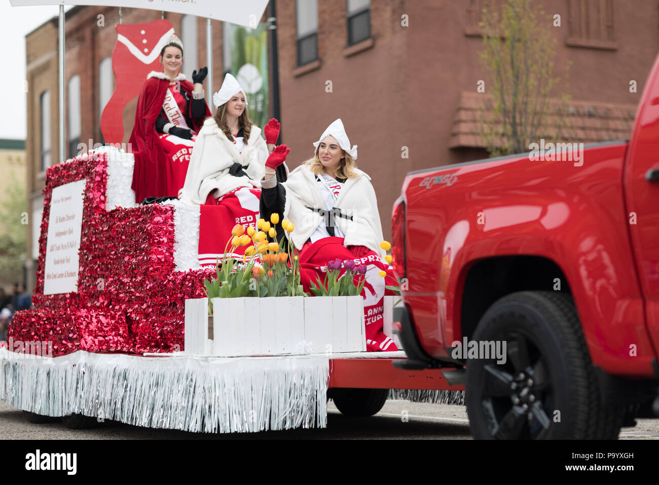 Red float hi-res stock photography and images - Alamy