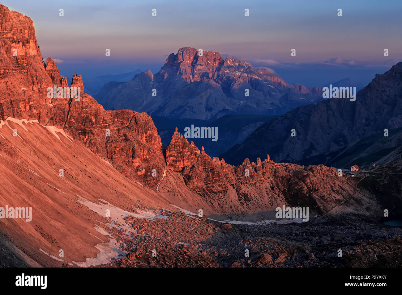 Croda hi-res stock photography and images - Alamy