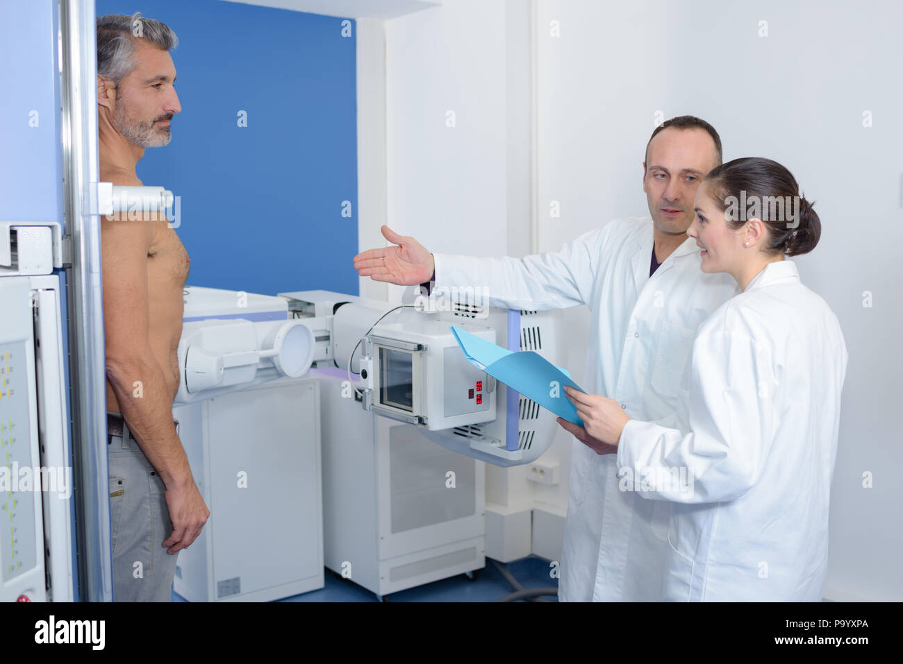 patient having an x-ray examination Stock Photo - Alamy