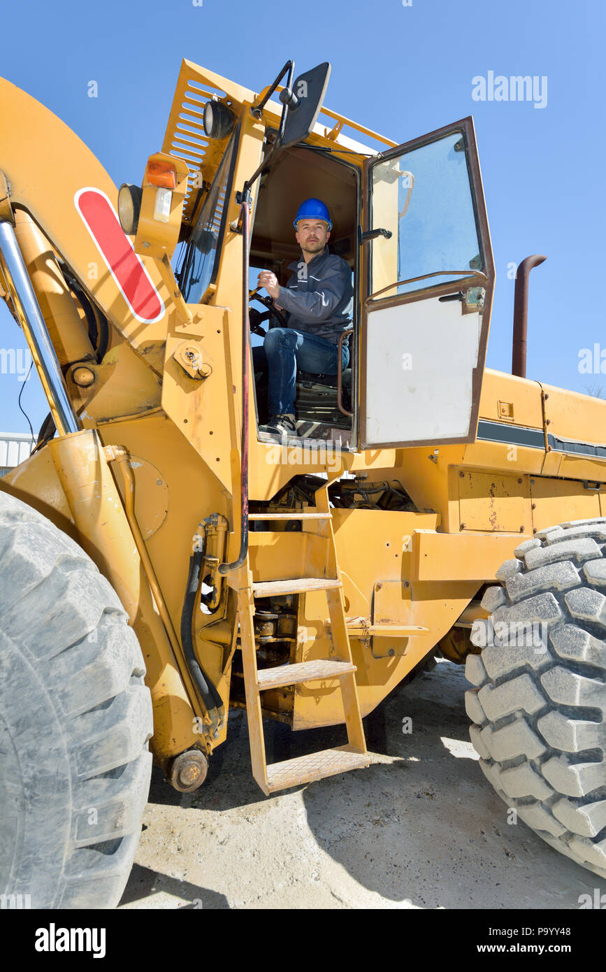 Volvo bulldozer hi-res stock photography and images - Alamy