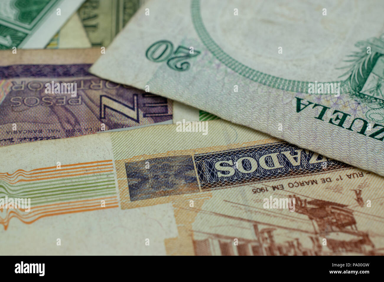 Bank notes from around the world Stock Photo - Alamy