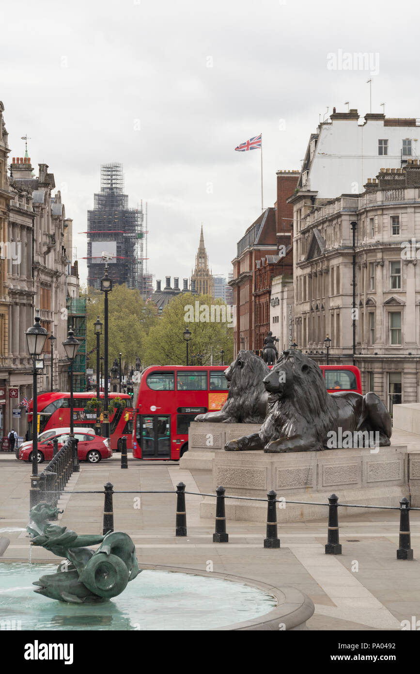 Uk trafalgar square hi-res stock photography and images - Alamy