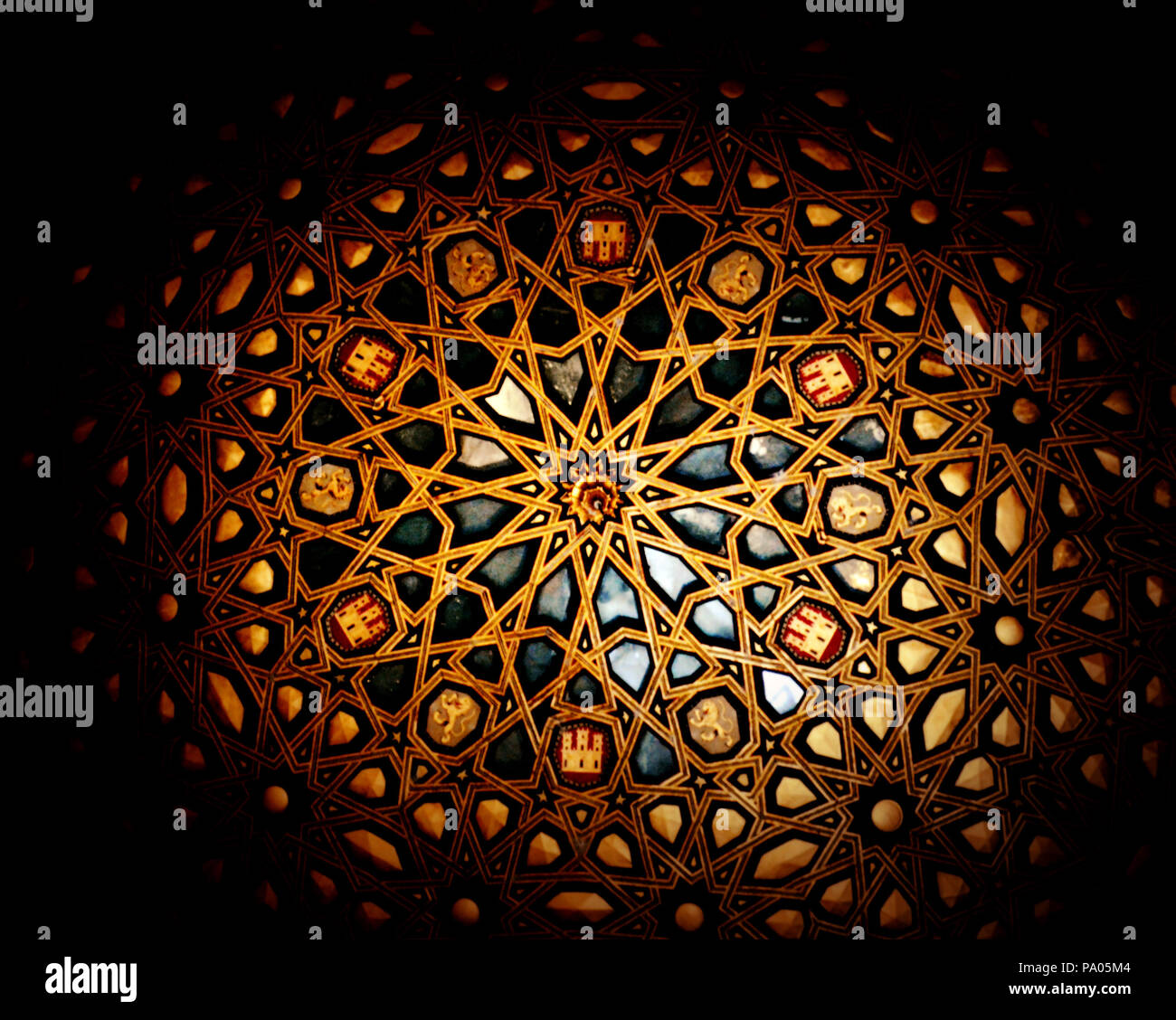 Concave ceiling hi-res stock photography and images - Alamy