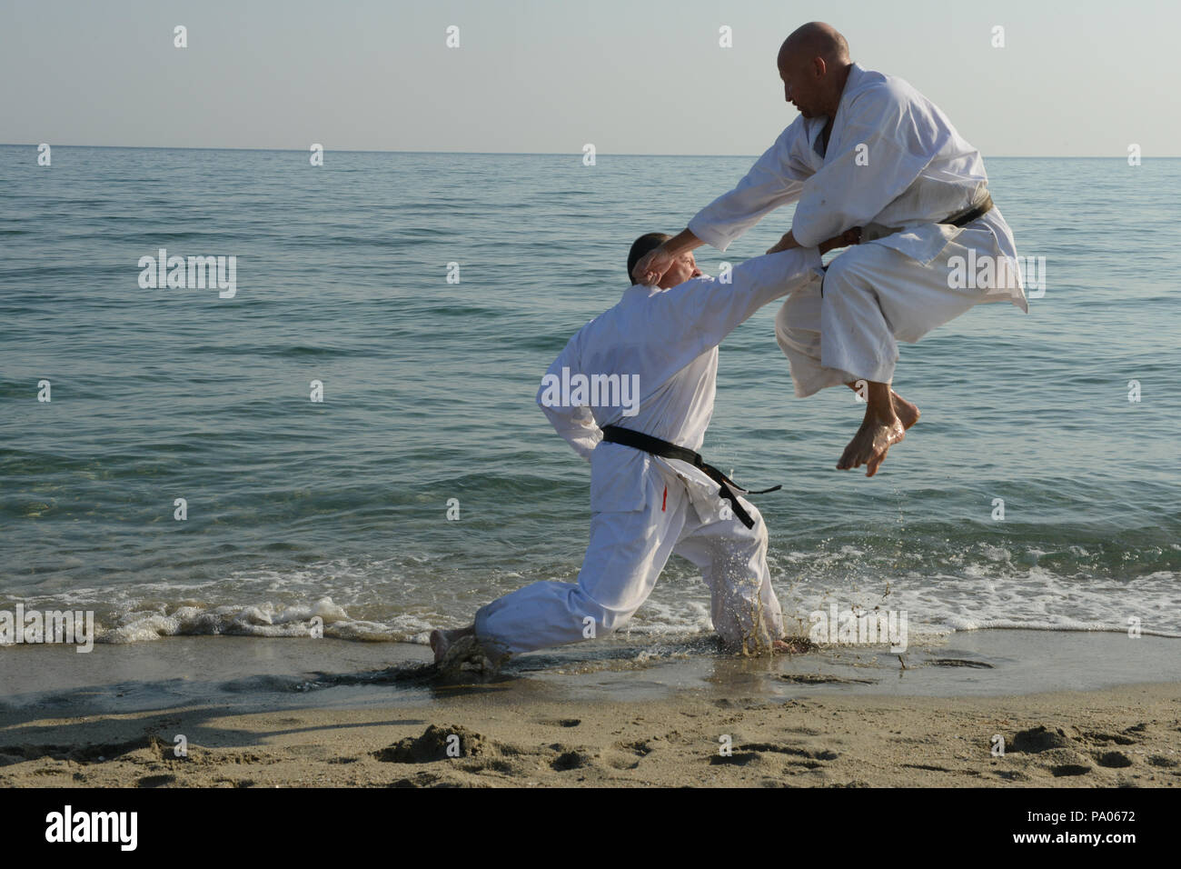 Karate beach hi-res stock photography and images - Alamy