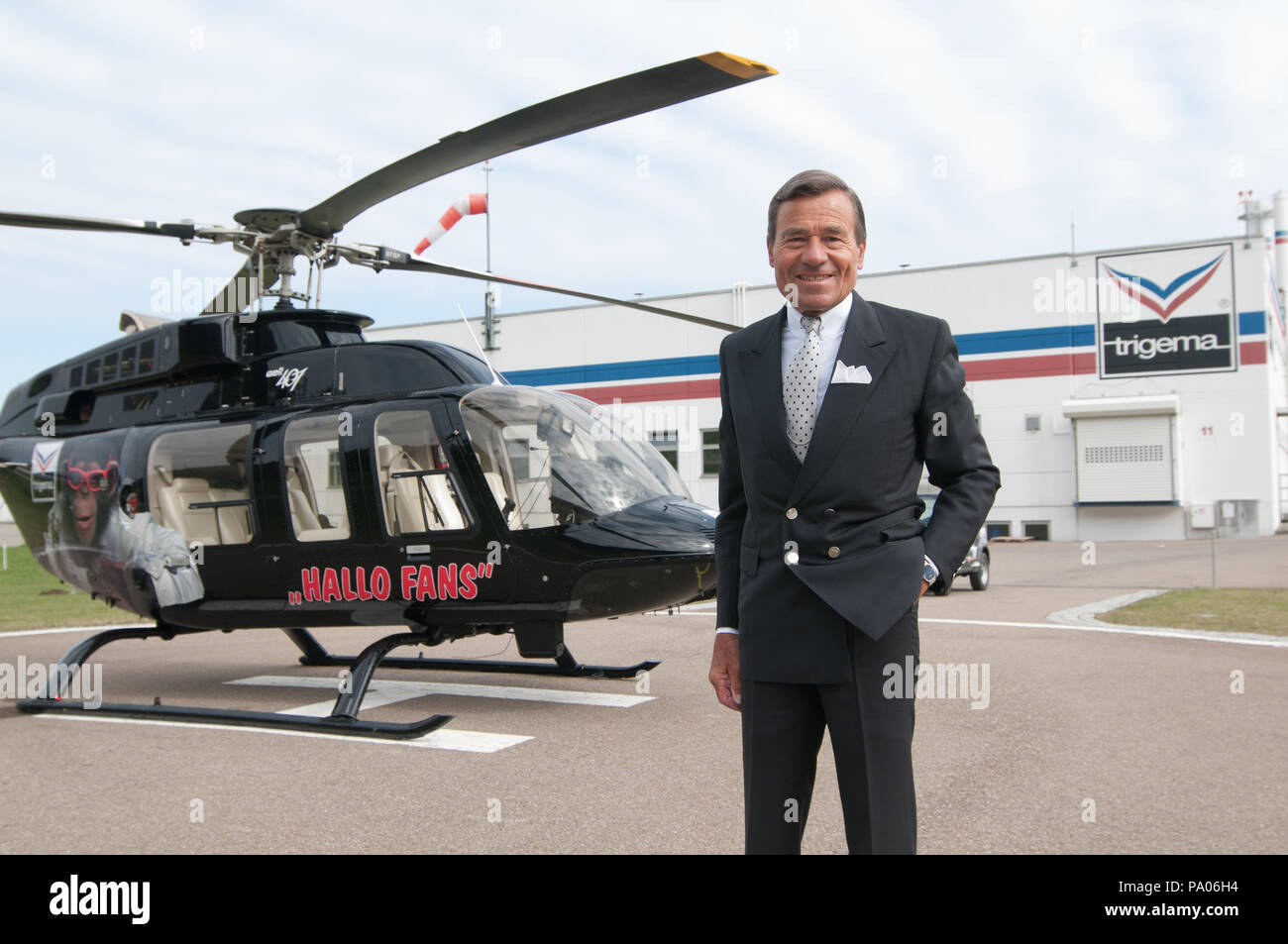 Grupp hi-res stock photography and images - Alamy