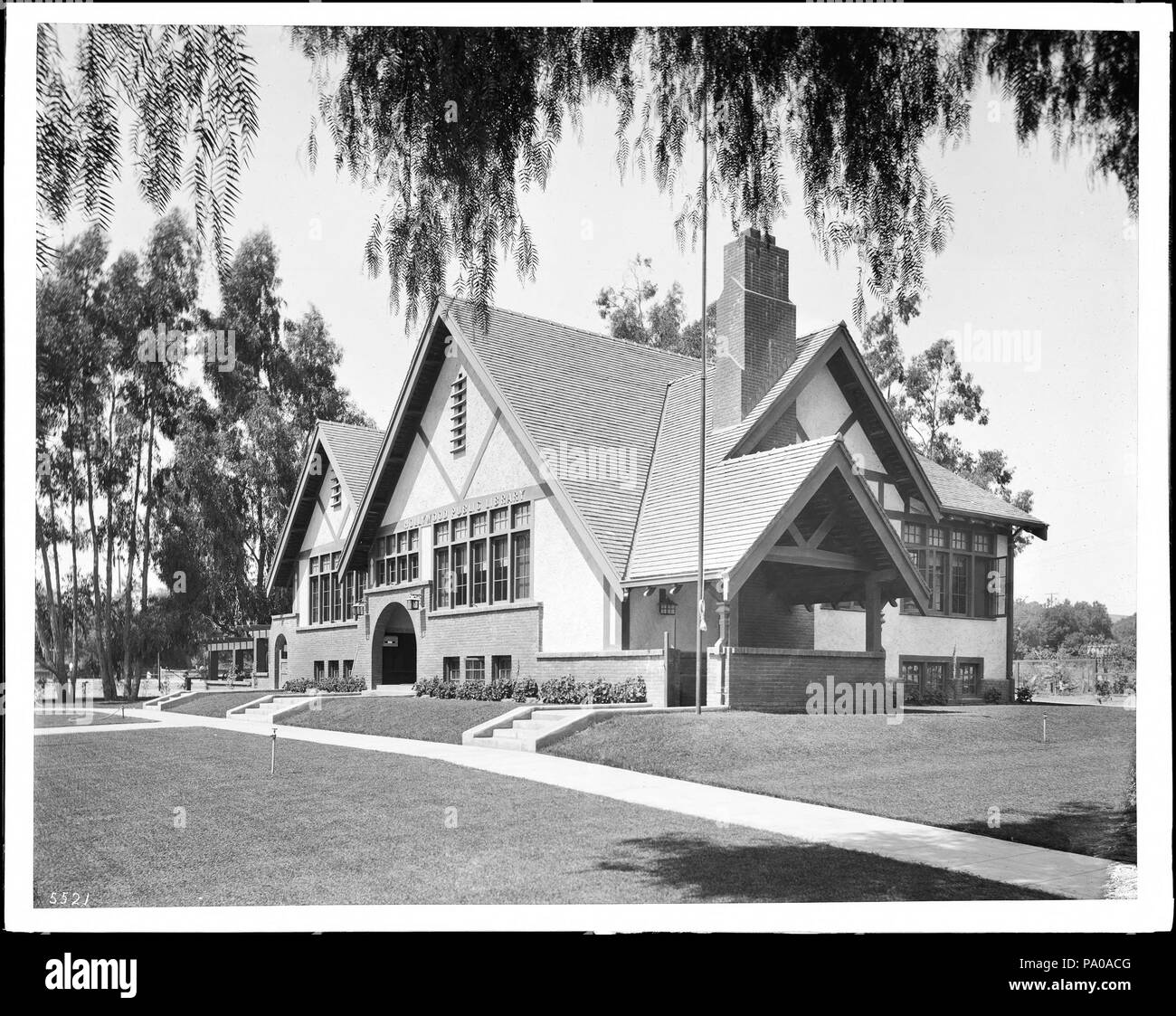 Library los angeles Black and White Stock Photos & Images - Alamy