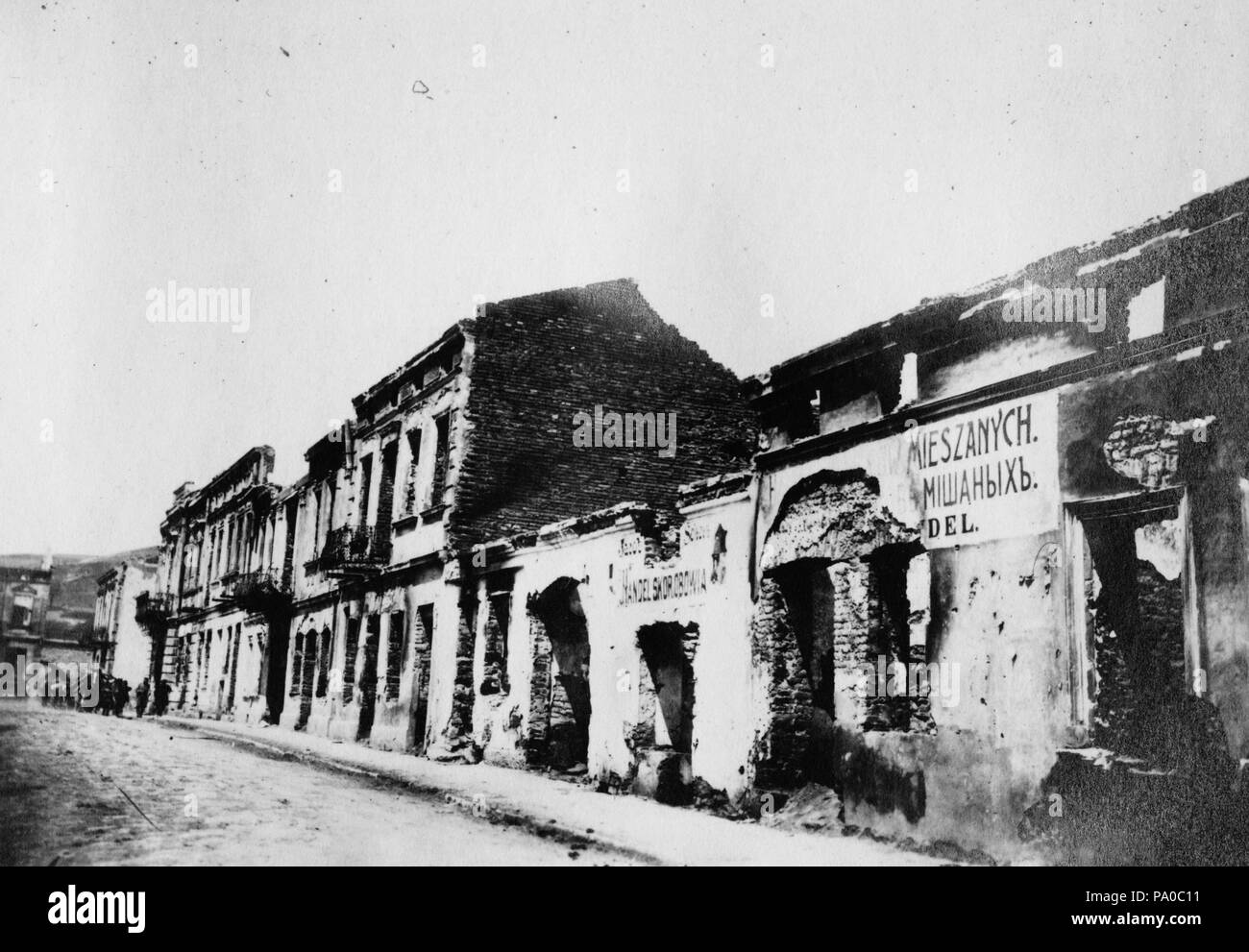 652 First World War, damaged building, war damage, ruins, sign-board ...