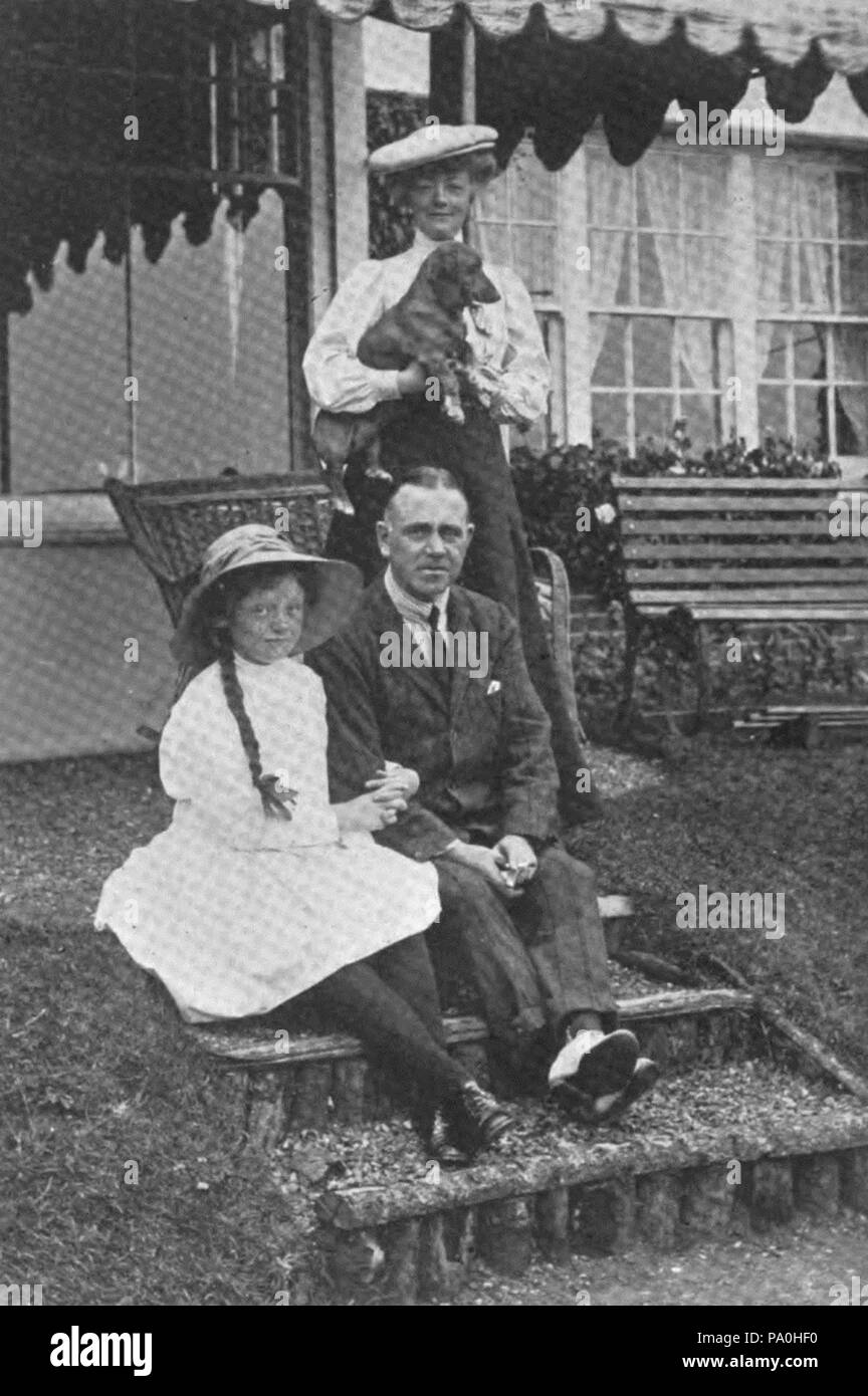 Oppenheim family hi-res stock photography and images - Alamy