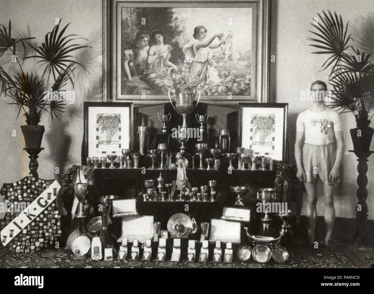 Ernst wide hi-res stock photography and images - Alamy