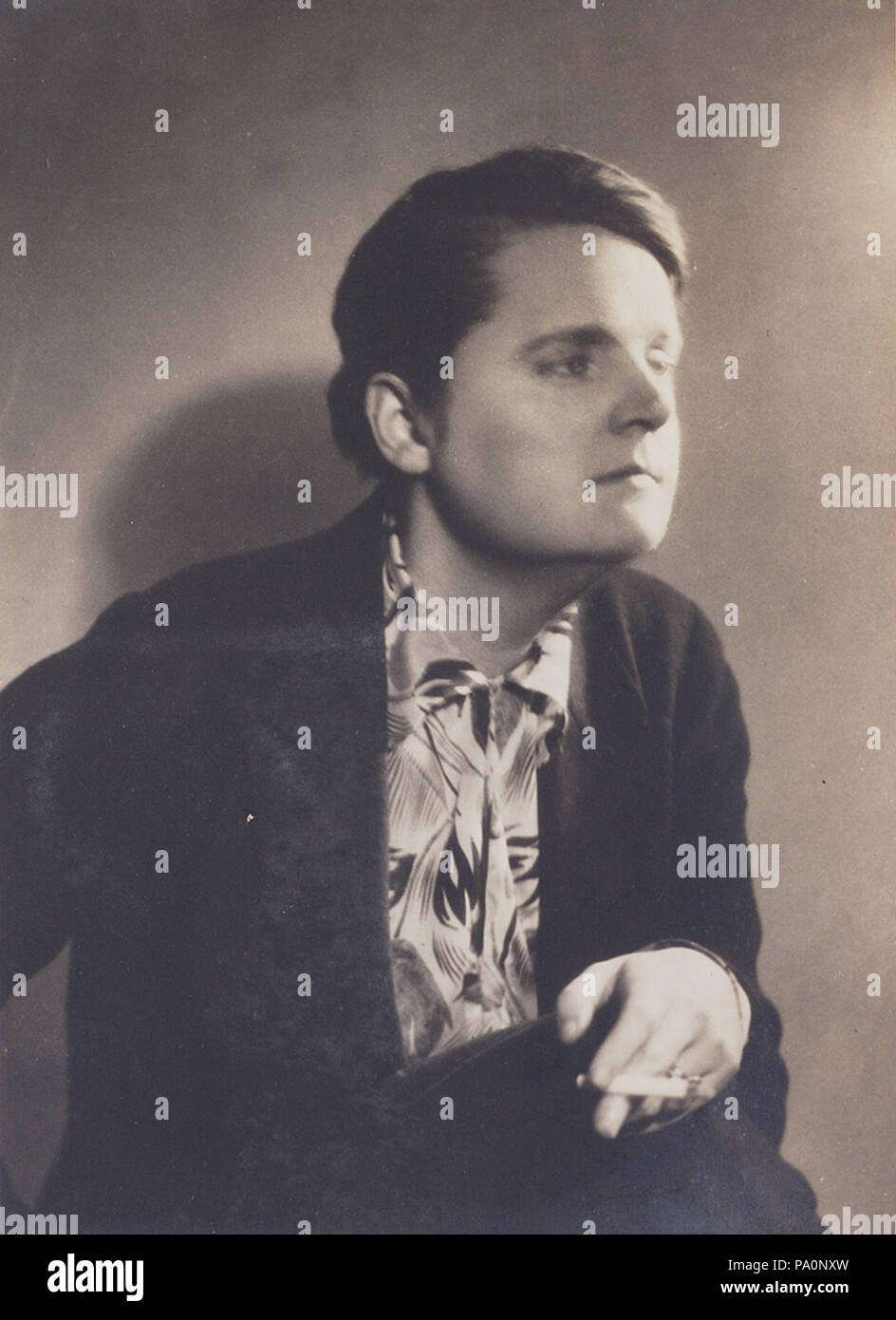 627 Esther Murphy Arthur, 1920 Stock Photo - Alamy