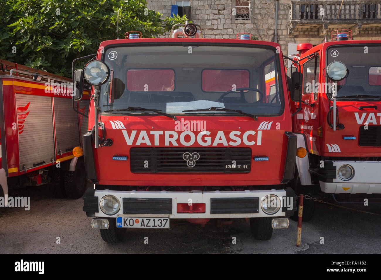Red Fire Engine High Resolution Stock Photography and Images - Alamy