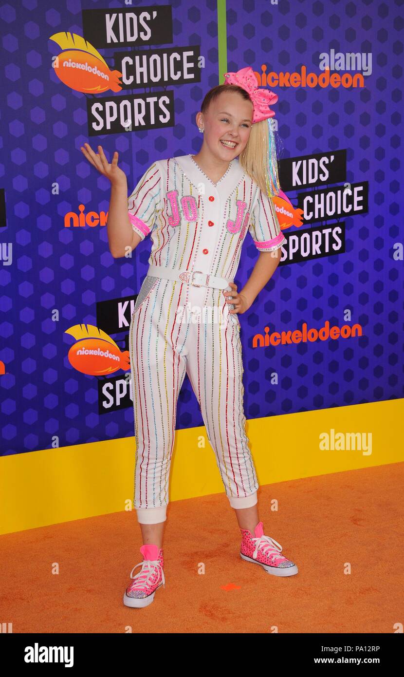 Santa Monica, CA. 19th July, 2018. JoJo Siwa at arrivals for ...