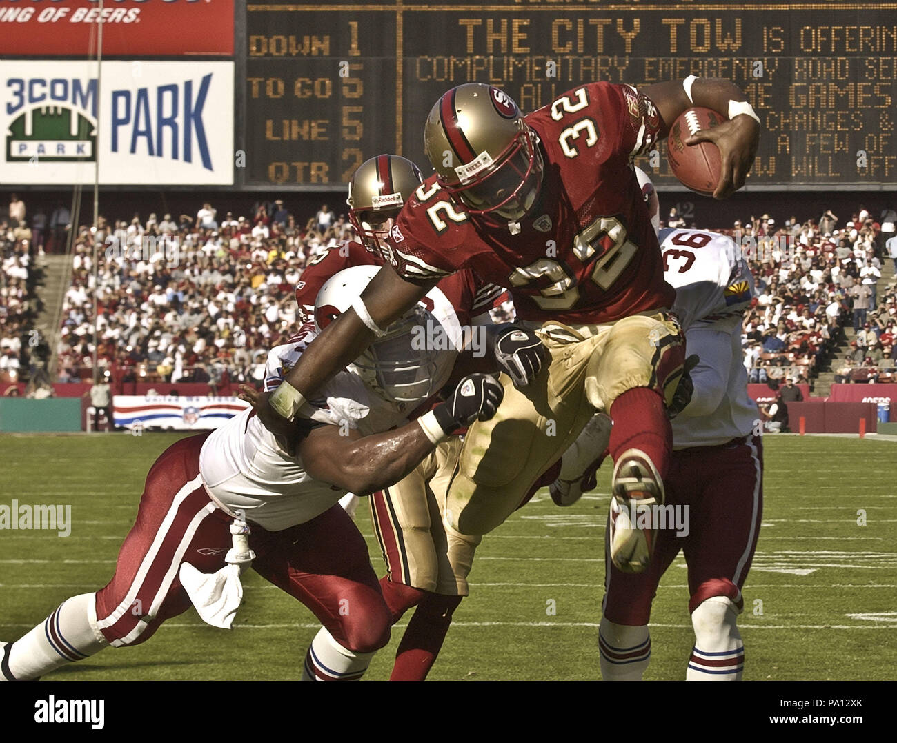 Arizona cardinals linebacker hi-res stock photography and images - Alamy