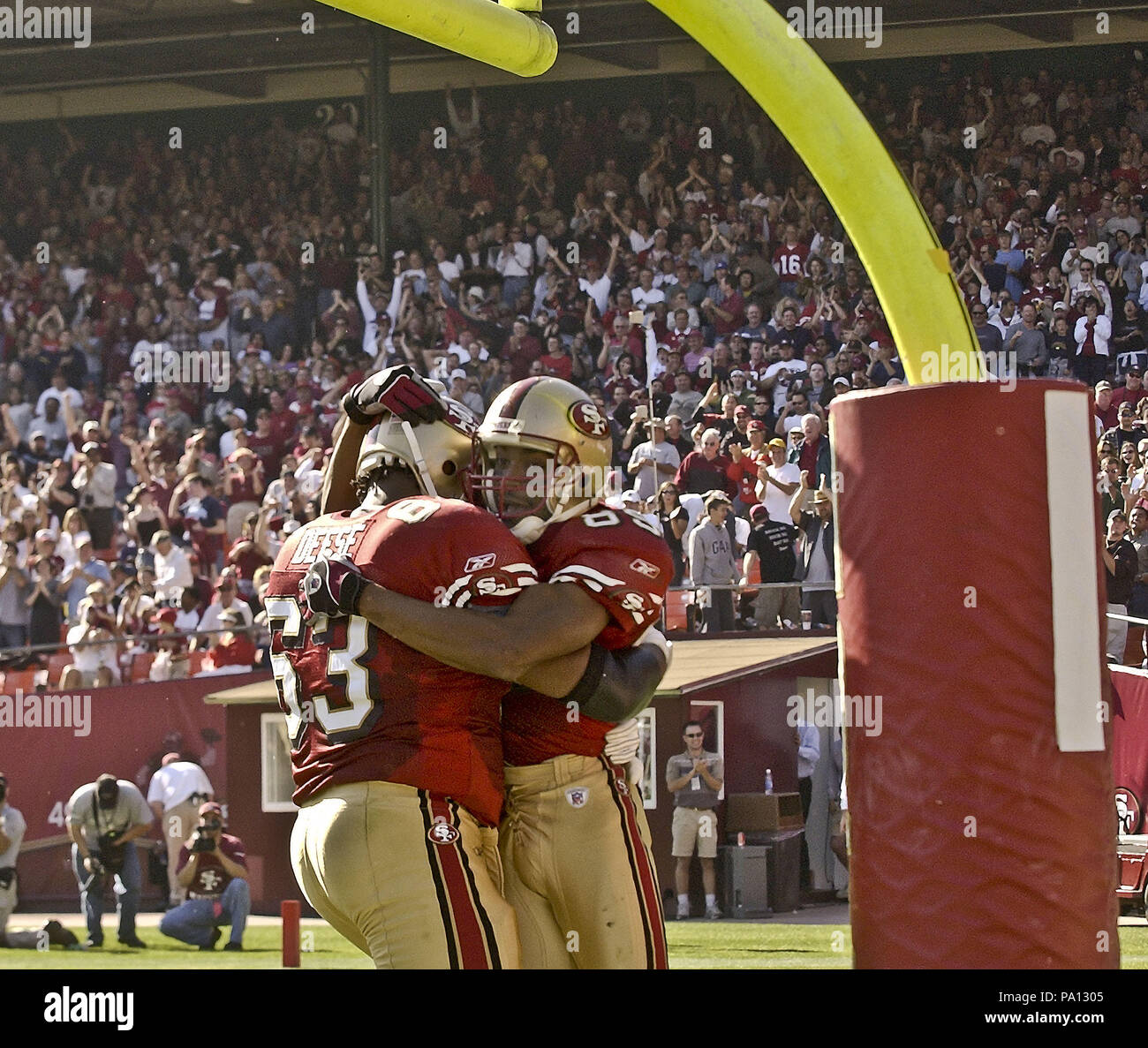 San Francisco, California, USA. 27th Oct, 2002. San Francisco 49ers ...
